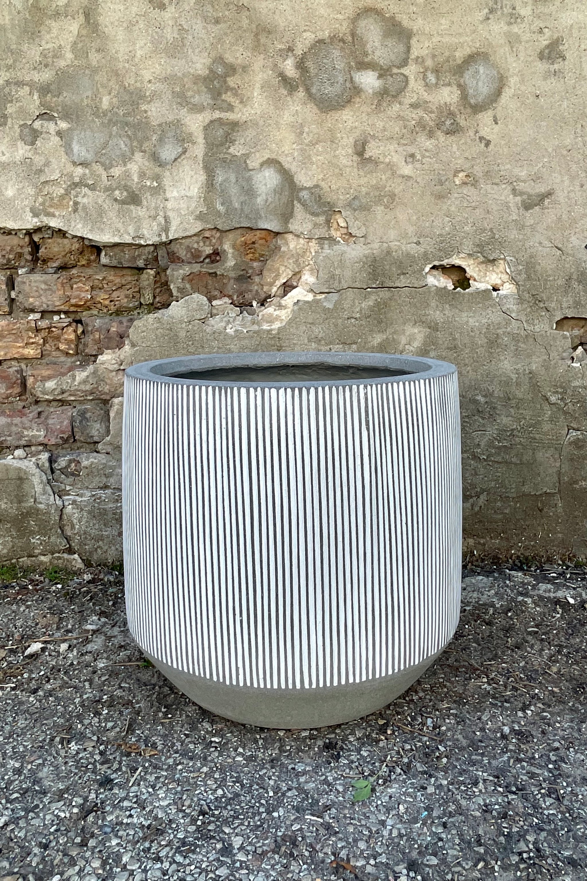 Harith Pot White Stripe Medium at SPROUT HOME