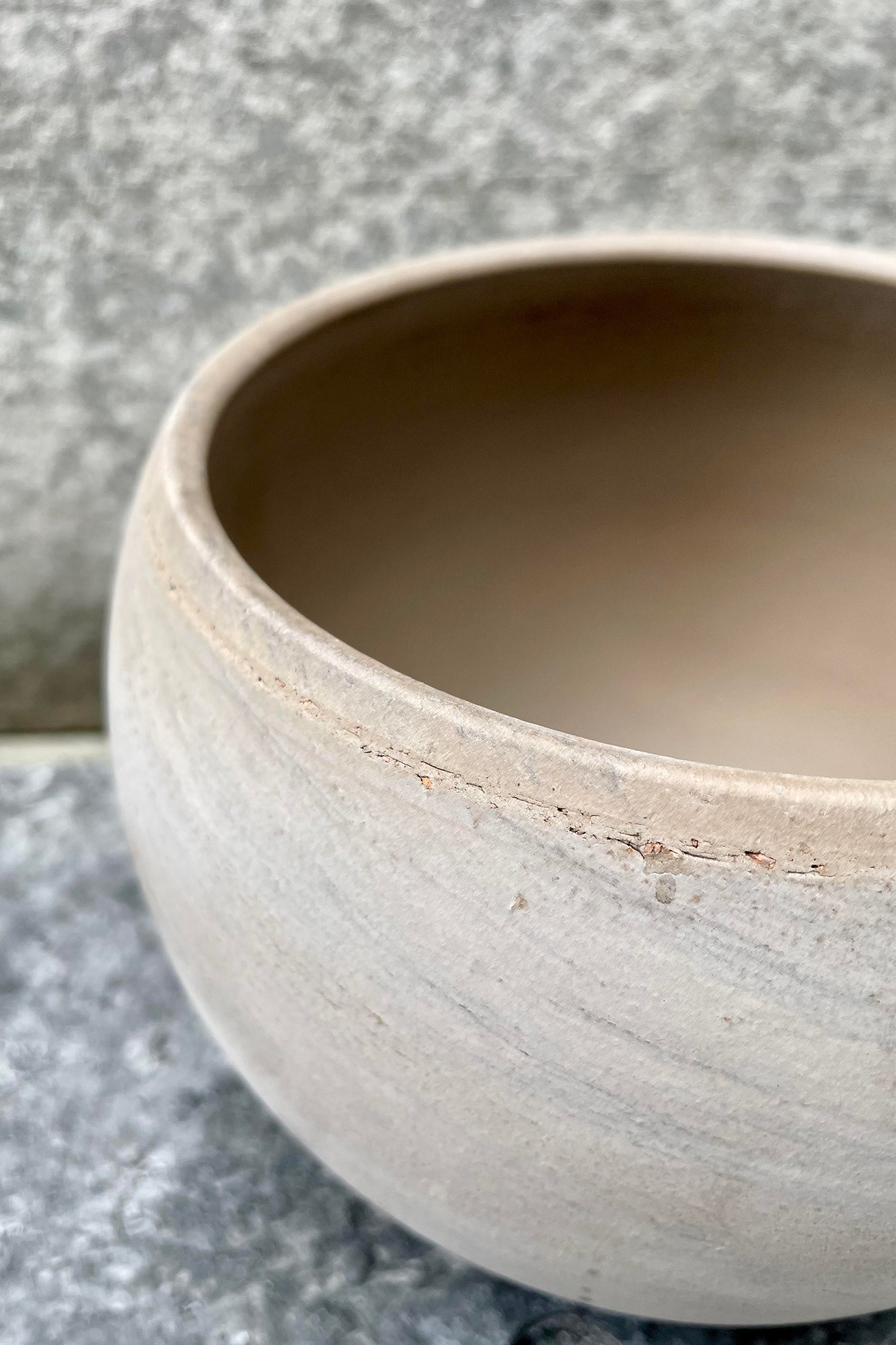 Luna Sphere Pot Basalt 6.5" at SPROUT HOME